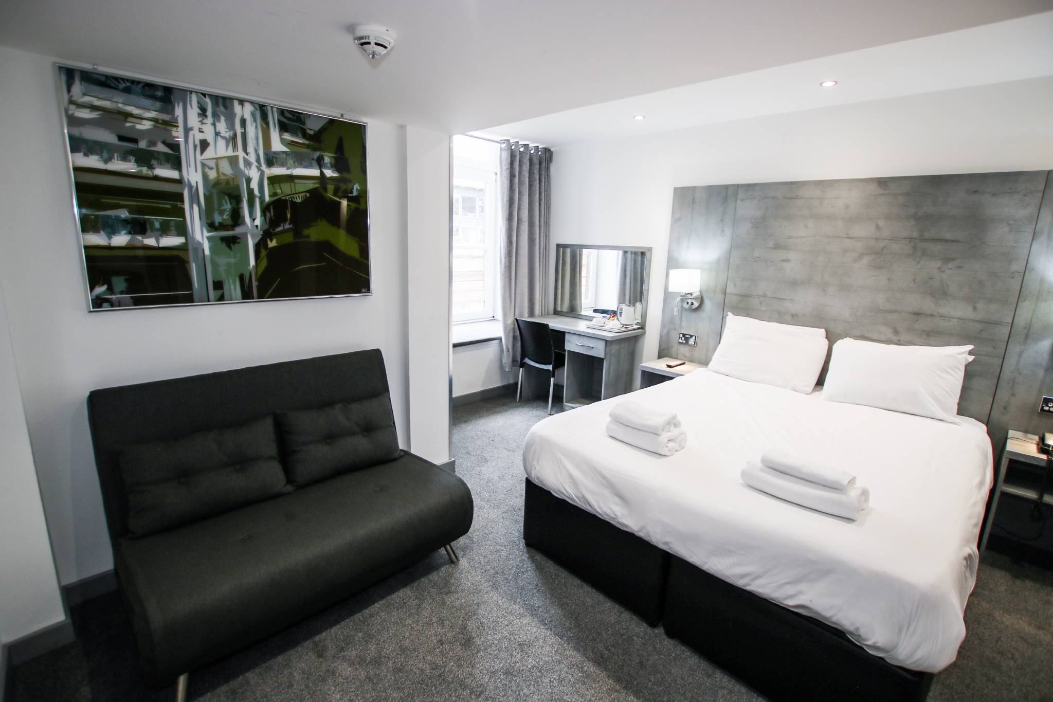 Brunswick Merchant City Hotel | Bed and Breakfast in Glasgow City Centre